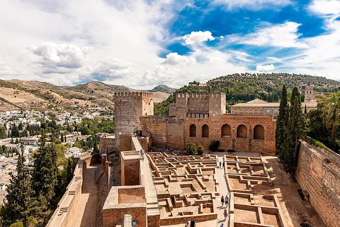 Tickets Included: Alhambra Tour (Gardens, Alcazaba, Generalife) - Customer Feedback and Experiences