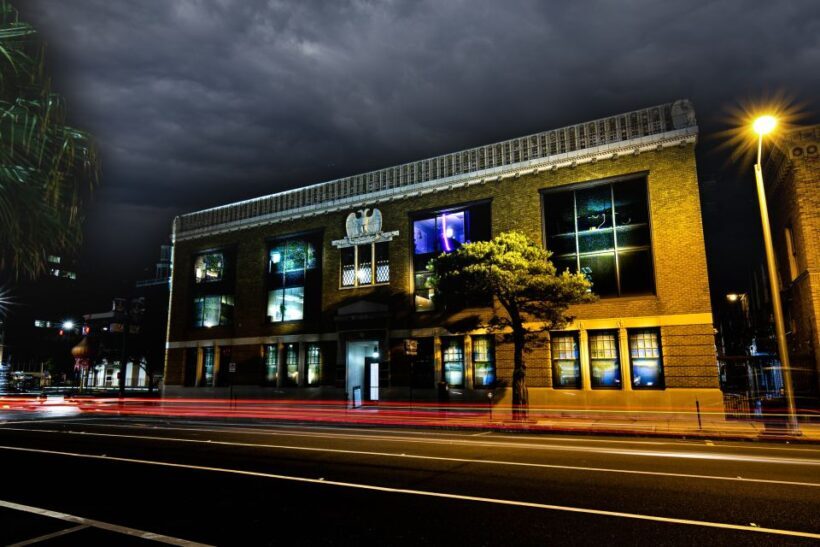 Tides of Tethered Terror: Tampa Ghost Tours - The Experience: What’s Included and What’s Not