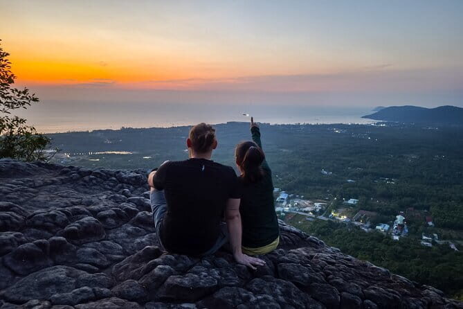 Tien Son Dinh Sunrise Trekking And Coffee - Key Points