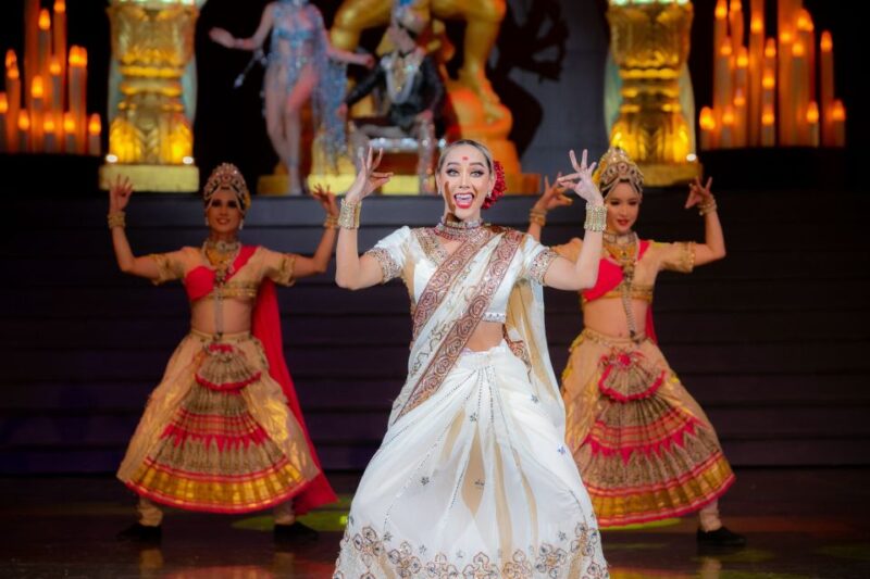 Tiffany's Show Pattaya: Cabaret Show Entry Ticket - The Atmosphere and Audience