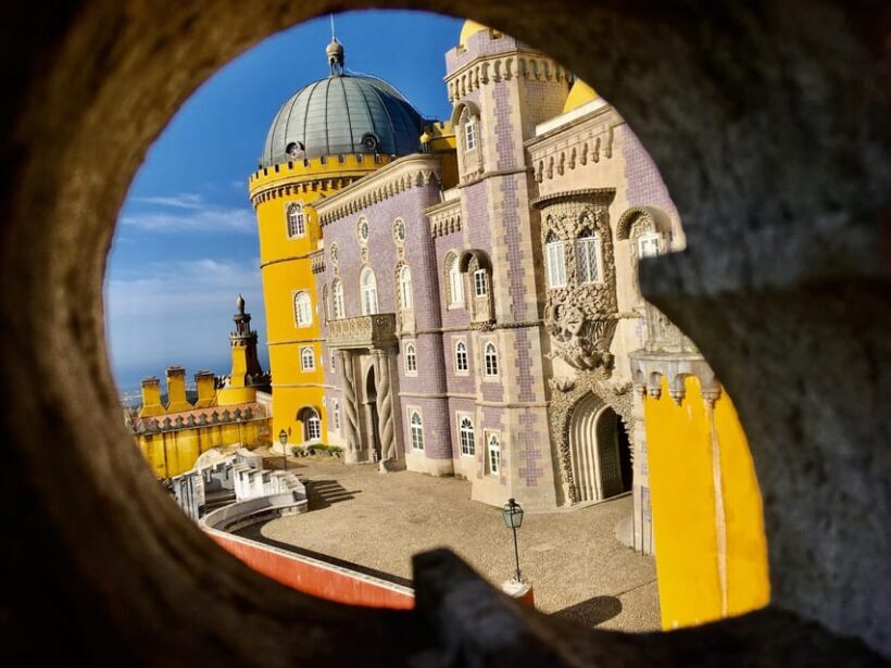 Tiket and guided Visit to Pena Palace - An In-Depth Look at the Pena Palace Guided Tour
