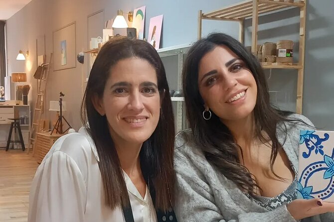 Tile Painting & Cocktails in Porto - Discovering the Secrets of Tile Painting