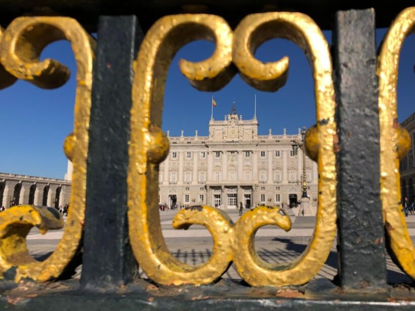 Time Traveler's Stroll From The Hapsburgs to The Bourbons - The Experience for Travelers
