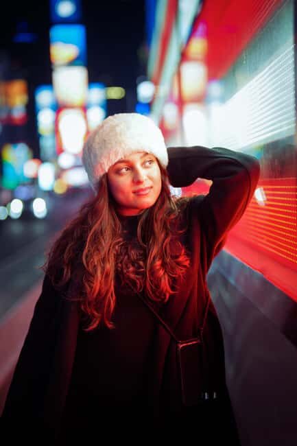 Times Square VIP Photoshoot on the Iconic Red Stairs - The Unique Appeal of a Times Square Night Photoshoot