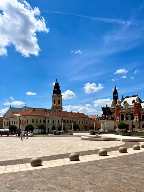 Timisoara: Oradea and Arad Downtown Dream Tour - Visiting the Oradea Citadel: A Historic Highlight