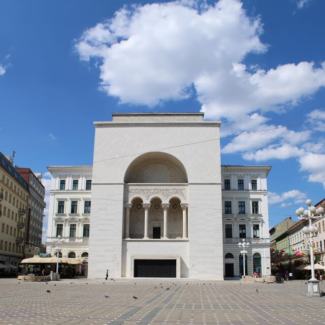 Timisoara: Private Walking Tour with a Local Guide - Key Points