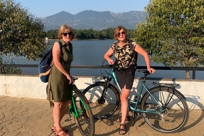 Tirana Bike Tour, History, Culture and Visit to Artificial Lake - Exploring Tiranas History