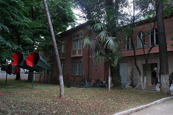 Tirana by locals - The Sum Up