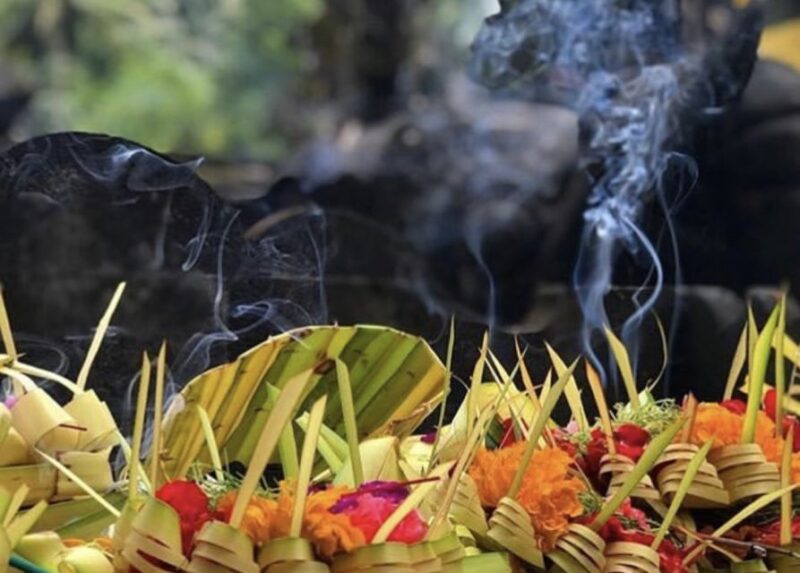 Tirta Empul: Temple Tour with Optional Spiritual Cleansing - Key Points