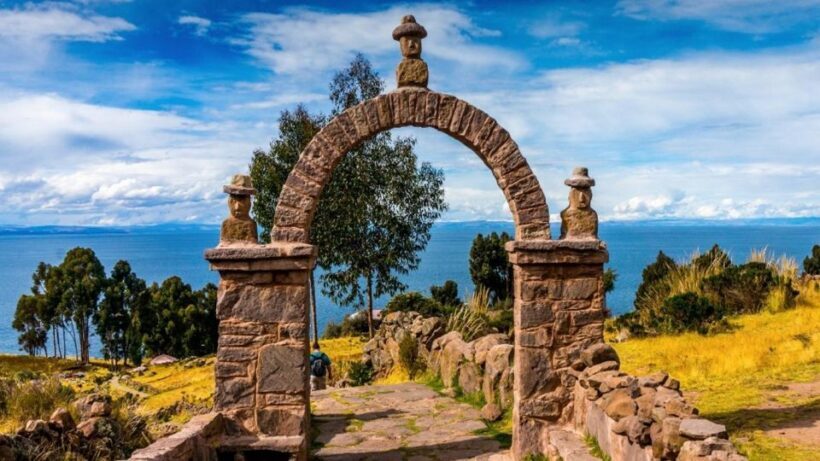 Titicaca lake 2 days/1 night: visit Uros, Taquile & Amantani - An In-Depth Look at the Lake Titicaca Experience
