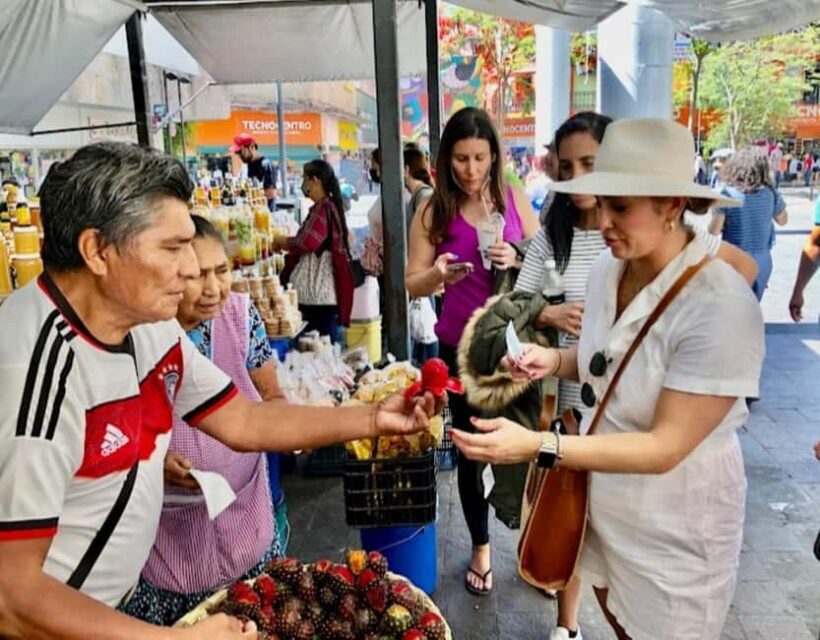 Tlaquepaque and Tonala Private Full-Day Tour - Transit to Tlaquepaque: Elegance and Artistic Flair