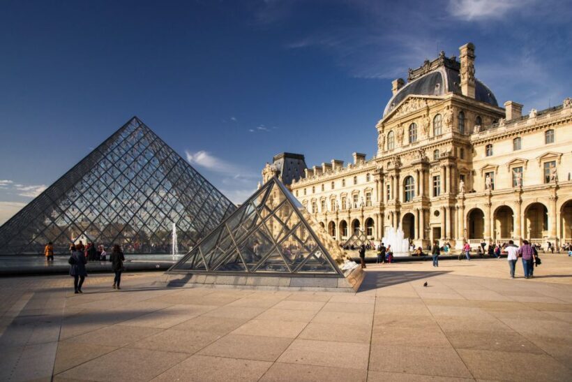 To Paris from Le Havre Port: one day private round tour - The Transport Experience