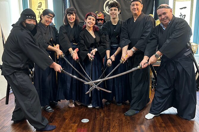 Tokyo: 60-min Samurai & Ninja Hands-on Seminar for History Lovers - Attire and Photography