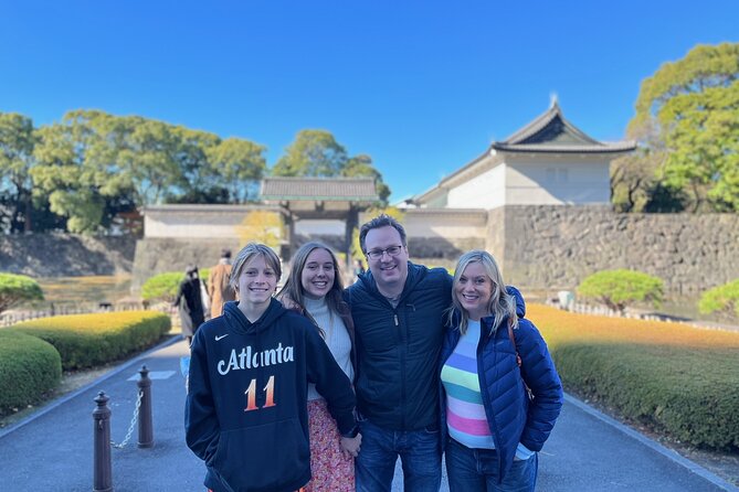 Tokyo 8hr Private Tour With Government-Licensed Guide - Navigating Public Transport