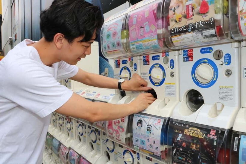 Tokyo: Akihabara Game Culture Tour with Guide - Stepping Back in Time at Super Potato