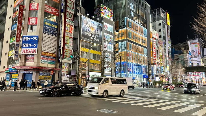 Tokyo: Akihabara, Shibuya, Karaoke & City Lights Night Tour - An In-Depth Look at the Tokyo Night Tour