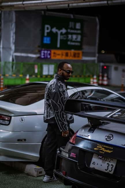 Tokyo and Daikoku by night in a Fast and Furious Skyline 34 - Who Will Love This Tour?