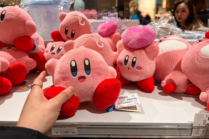 Tokyo: Anime, Manga and Capsule Toy Tour in Shibuya - Exploring the Anime, Manga, and Capsule Toy Highlights in Shibuya