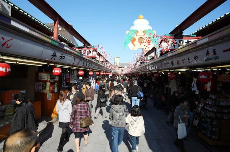Tokyo : Asakusa Private Guide Tour & Vegan Japanese Cuisine - Discovering Hidden Gems and Traditional Crafts
