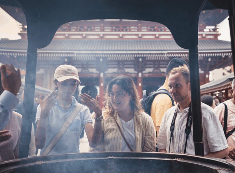 Tokyo: Asakusa Temple & Shrine Walking Tour with Local Guide - Key Points