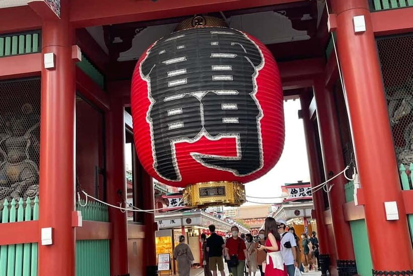 Tokyo: Asakusa Waiking Tour with University Students - Sampling the Flavors of Asakusa