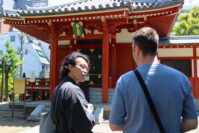 Tokyo: Asakusa Walking Tour With Japanese Comedian - Explore Asakusas Landmarks