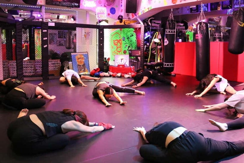 Tokyo: Boxing Class for Beginners - The Trainer: Kaiya