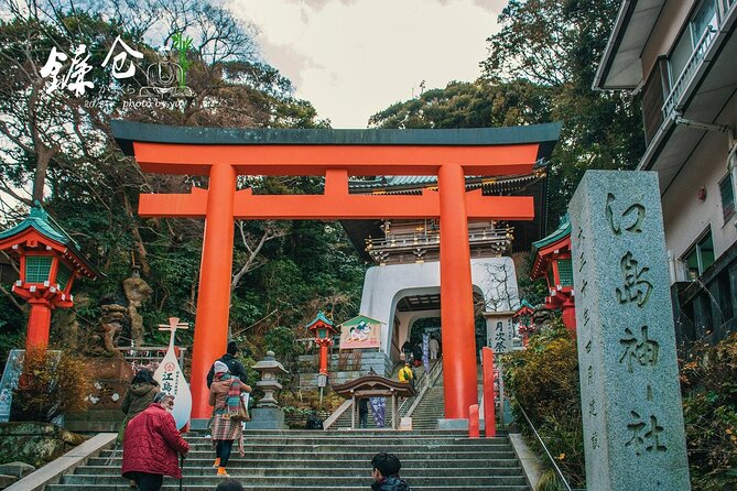 Tokyo: Bus Tour to Kamakura Great Buddha & Enoshima With Pickup - Discovering the Charms of Enoshima