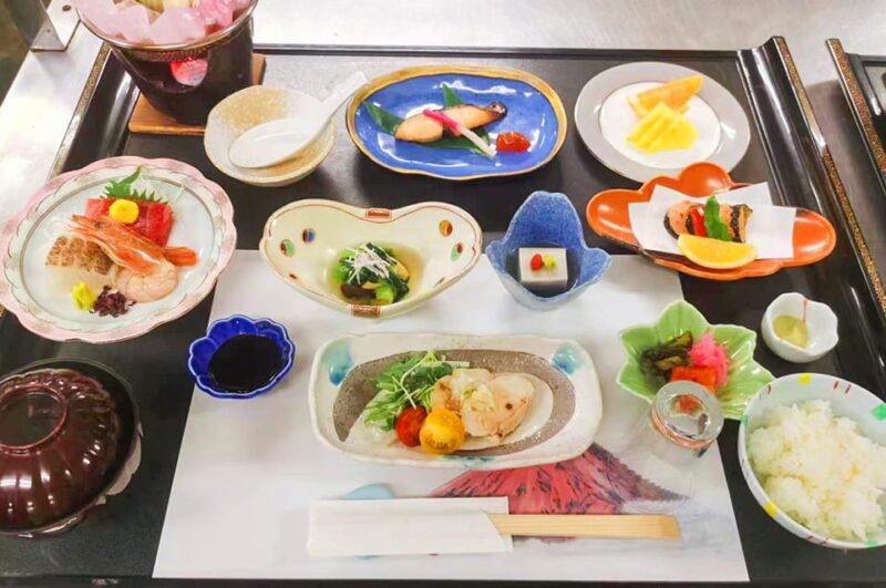 Tokyo: Cherry Blossom, Hot Spring, & Strawberry Picking Tour - Important Information