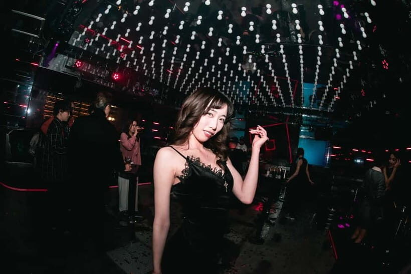 Tokyo: Cross Roppongi Karaoke Nightclub Ticket (For Foreign) - FAQ