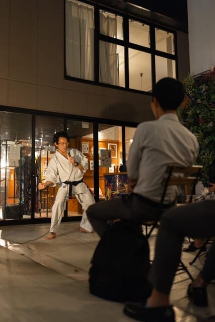 Tokyo: English Standup Comedy Night - An In-Depth Look at the Experience