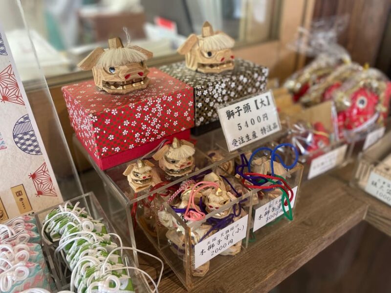 Tokyo: Enjoy Street Food and Food Culture at Tsukiji Market - Navigating the Tsukiji Outer Market