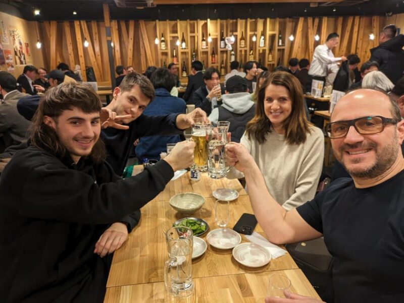 Tokyo: Food Tour in Uenos Ameyoko Market - Exploring Ameyoko Market
