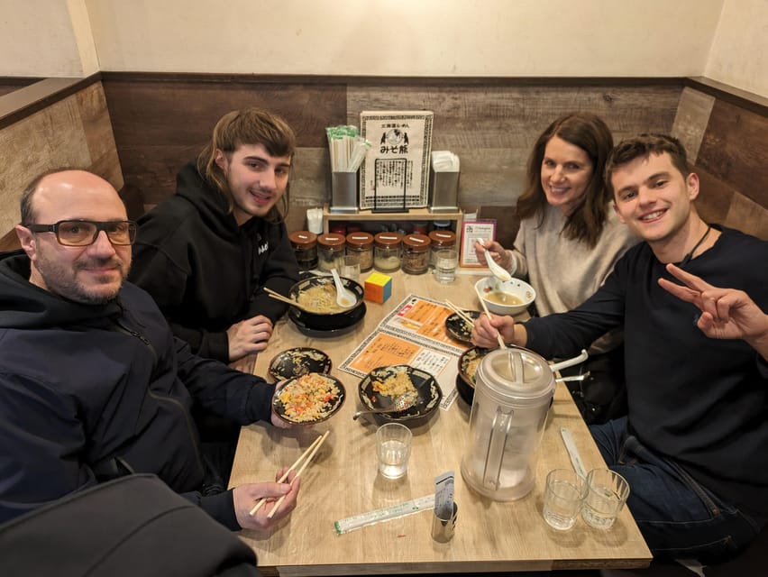 Tokyo: Food Tour in Uenos Ameyoko Market - Shopping Opportunities