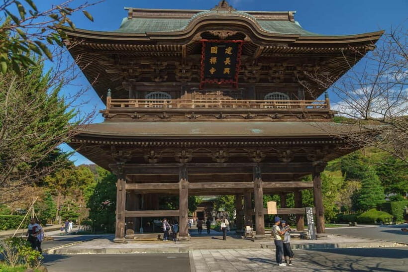 Tokyo: Full-day Private Kamakura and Enoshima Tour w/ Driver - Key Points