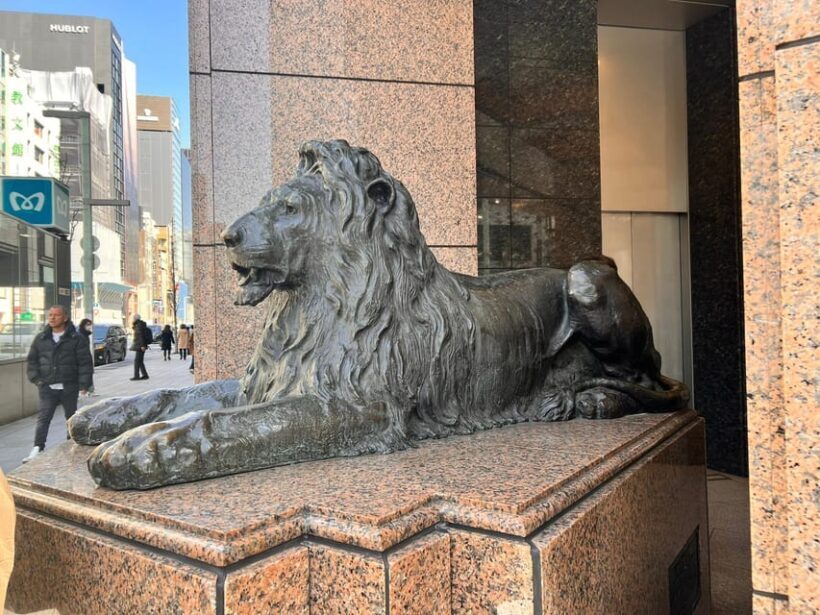 Tokyo : Ginza Deep Back Alley Walking Tour - Exploring Tokyo’s Ginza Beyond the Glamour: A Deep Back Alley Walking Tour