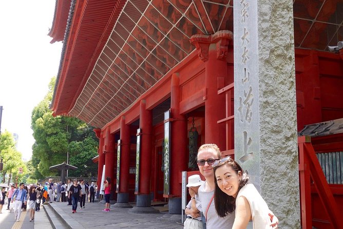 Tokyo Guided Small-Group Biking Tour - Guides and Tour Highlights