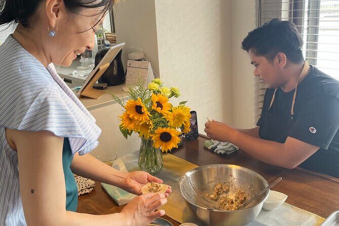 Tokyo Gyoza&Soy Sauce Ramen Culinary Experience+GroceryStore Tour - Who Should Consider This Experience?