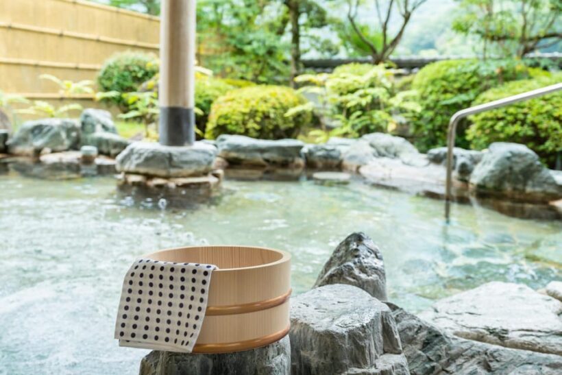 Tokyo: Hakones Best Onsen Tour with Lake Ashi Cruise - Key Points