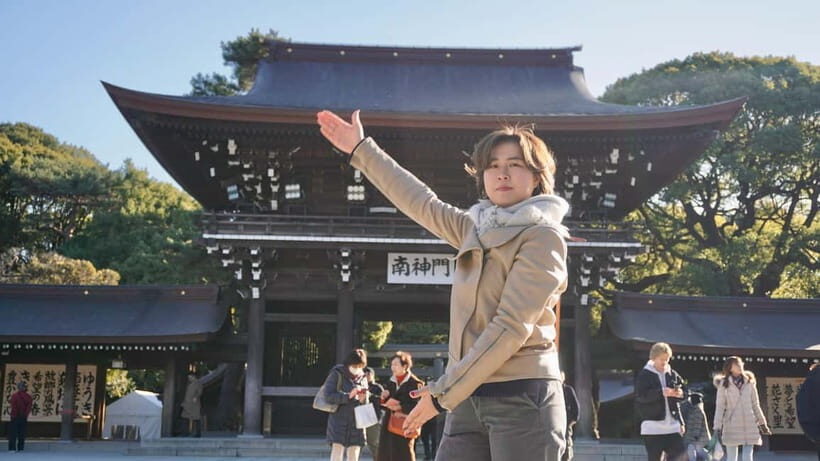 Tokyo: Harajuku Meiji Shrine 1h walking Explanation Tour - A Closer Look at the Tour: What to Expect