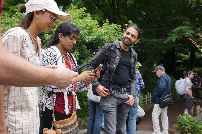 Tokyo: Imperial Palace Shogun Historical Walking Tour - Guide Performance and Tour Insights