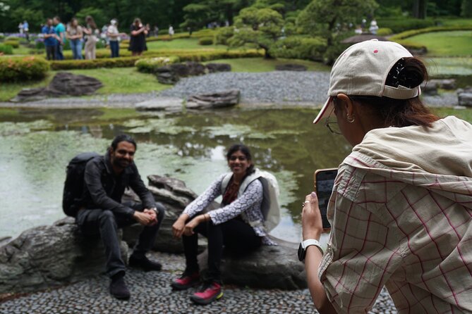 Tokyo: Imperial Palace Shogun Historical Walking Tour - Exploring the Palace Grounds and Gardens