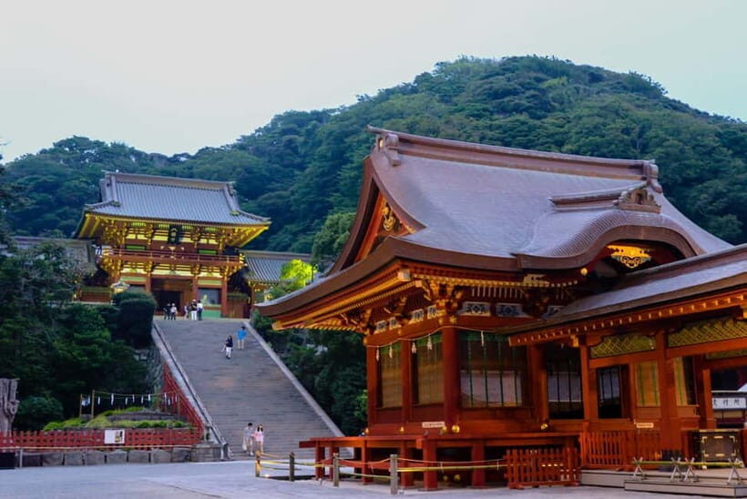 Tokyo: Kamakura & Enoshima Day Tour with Pickup & Train Ride - A Deep Dive into the Kamakura & Enoshima Experience