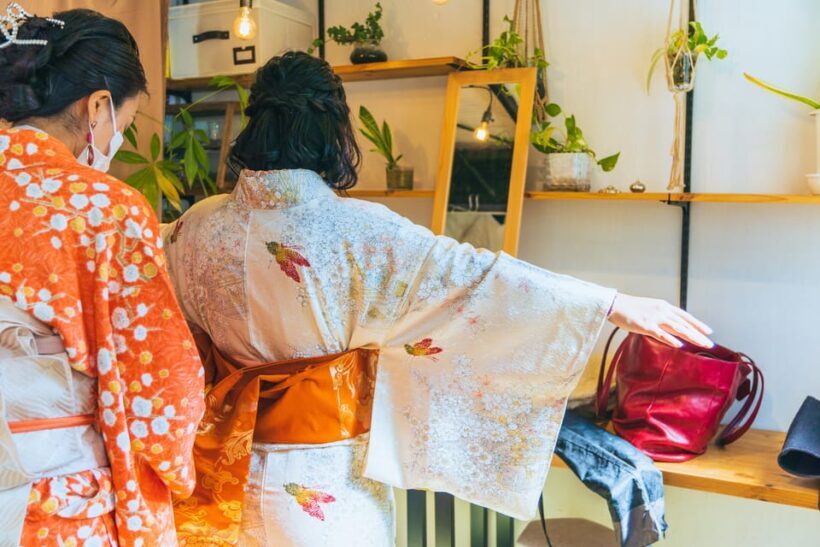 Tokyo: Kimono Dressing, Walking, and Photography Session - Valuing the Experience