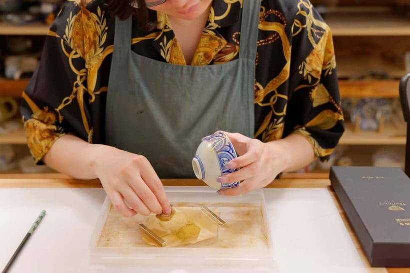 Tokyo: Kintsugi Pottery Repair Workshop with Souvenir - Key Points
