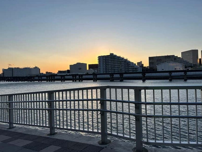 Tokyo : Local Secret "Gym" Running tour - Exploring Shinagawa on Foot and by Pace