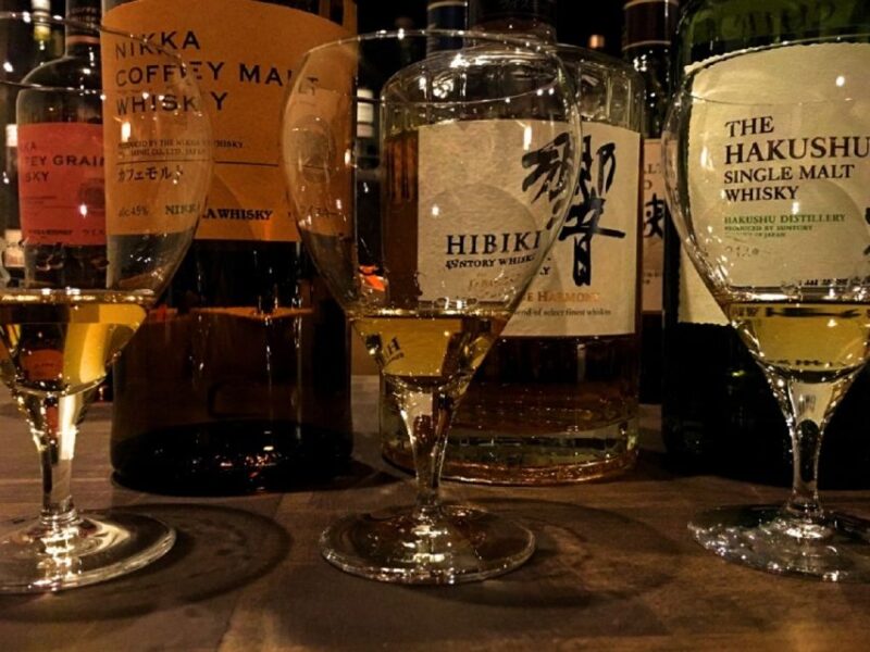 Tokyo: Luxury Sake, Cocktail, and Whiskey Pairing Tour - The Salaryman Life and the Ginza Bubble Era