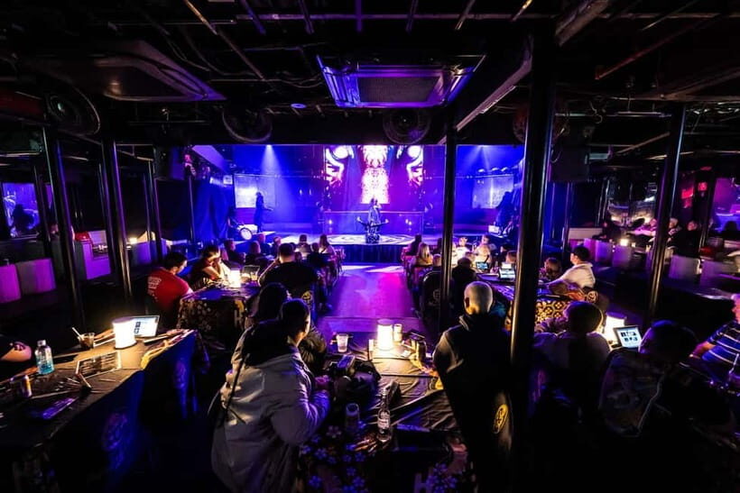 Tokyo: Modern Ninja + Kabuki Show & Bar Hopping in Shinjuku - Key Points