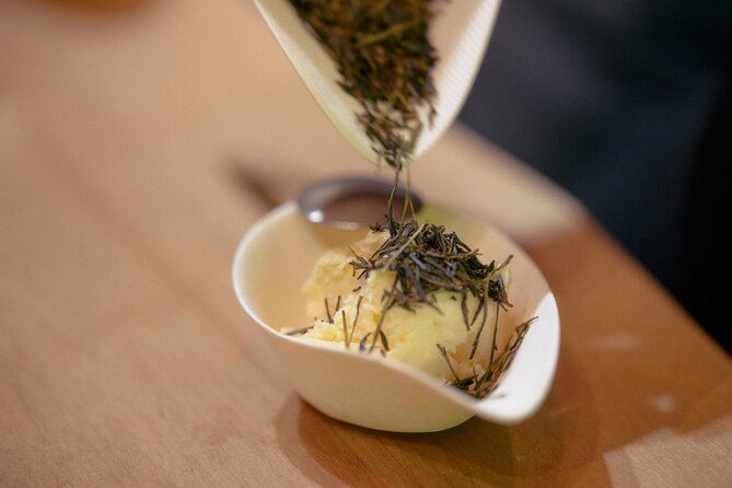 Tokyo Morning Japanese Tea and Meditation Experience in Japan - Meditation Session