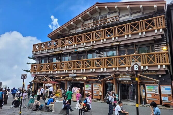 Tokyo: Mt. Fuji 5th Station Oshino Hakkai, Outlet& HotSpring Trip - Key Points